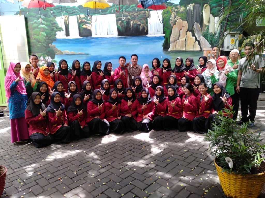 SMKN 12 Malang Menyelenggarakan Rekrutmen Tenaga Kerja untuk Dua ...