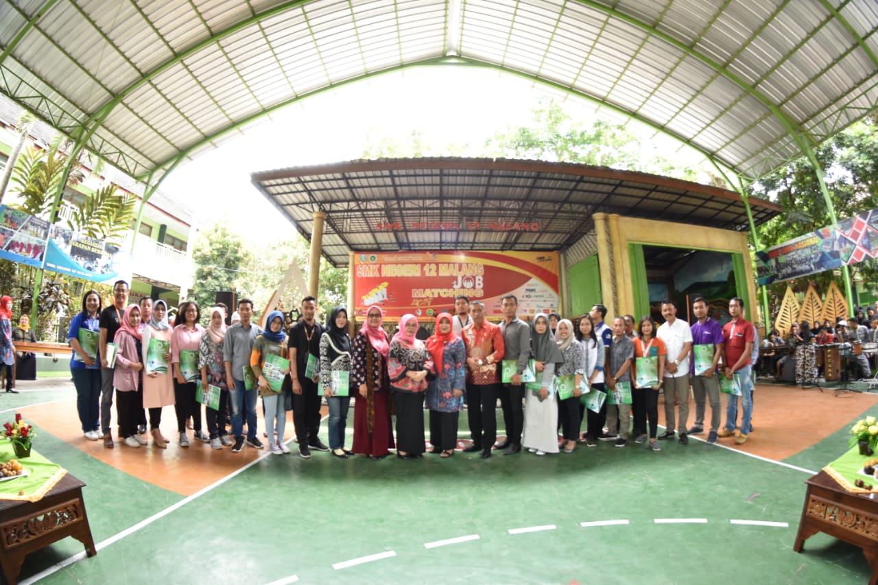 SMKN 12 Malang tandatangani 29 MOU dengan industri - SMK Negeri 12 Malang