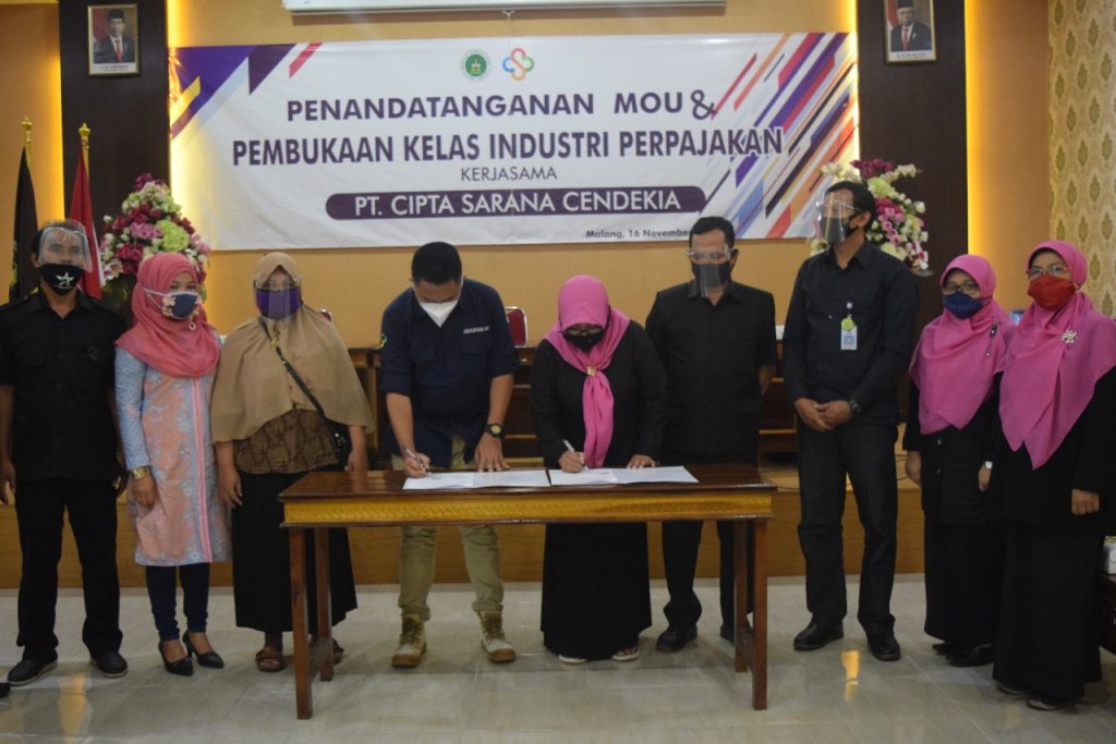Penandatangan MOU dan Peresmian Kelas Industri Perpajakan bekerjasama ...