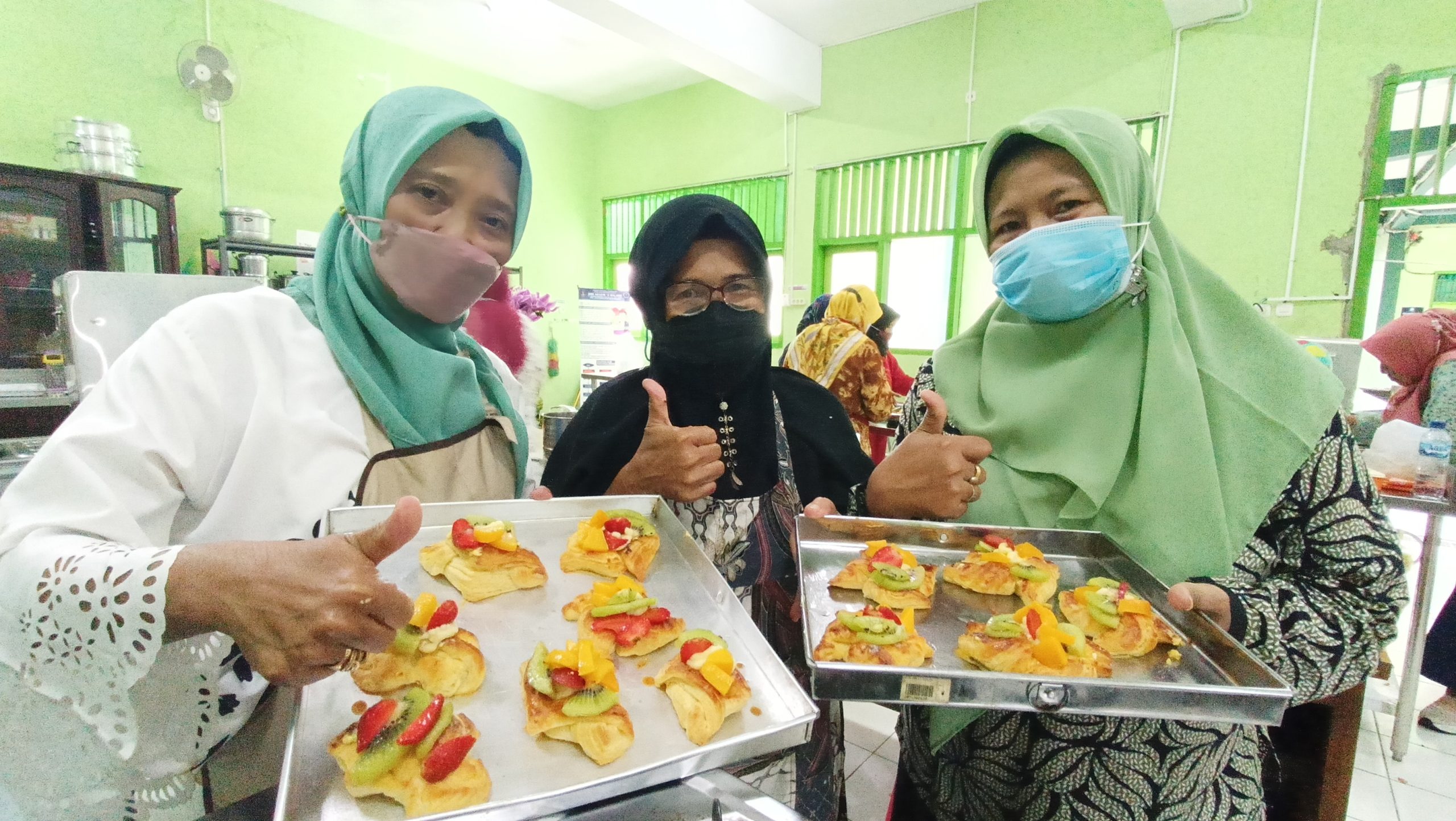 Indahnya Berbagi "Bentuk Nyata Penanaman Pendidikan Karakter" di SMKN ...