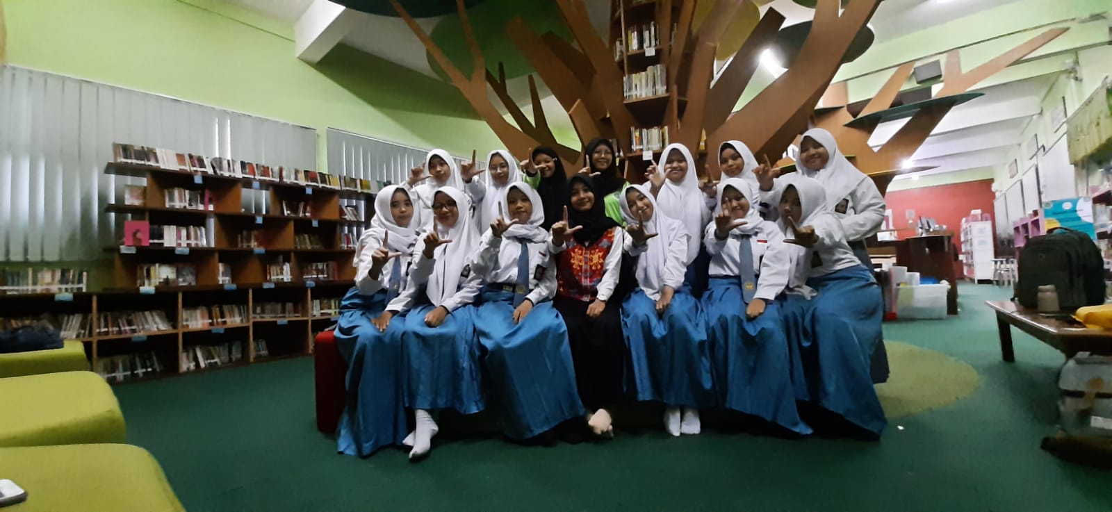 SMKN 12 Malang Tumbuhkan Semangat Literasi Melalui Ekstrakurikuler ...