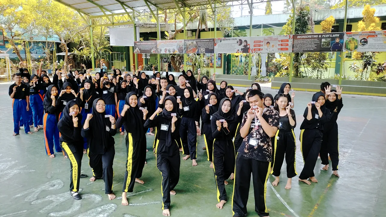 Semangat Baru Pada Diklat PMR SMKN 12 Malang 2023 : SmechaPOST