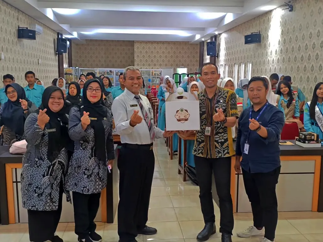 SMKN 12 Malang Terpilih Ikuti Pelatihan Ide Keren Dinas Koperasi Jatim ...