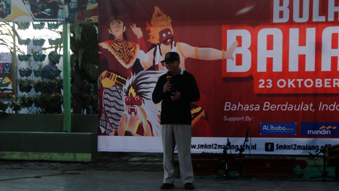 Bulan Bahasa 2025 di SMKN 12 Malang: Seru, Kreatif, dan Penuh Budaya ...
